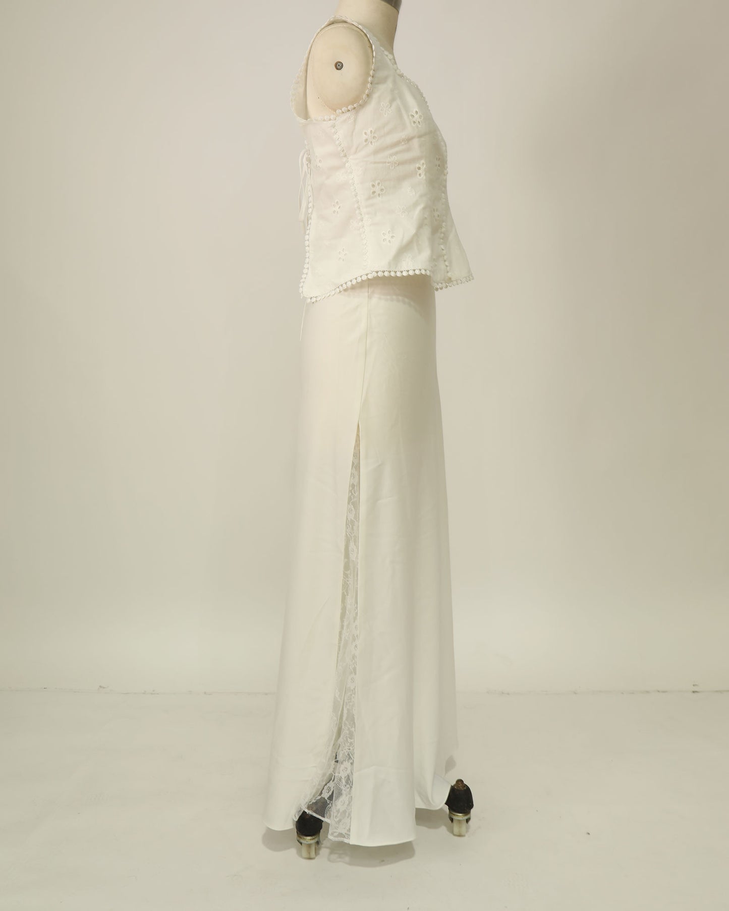 Lace Insert Maxi Skirt - White – Belle & Bloom