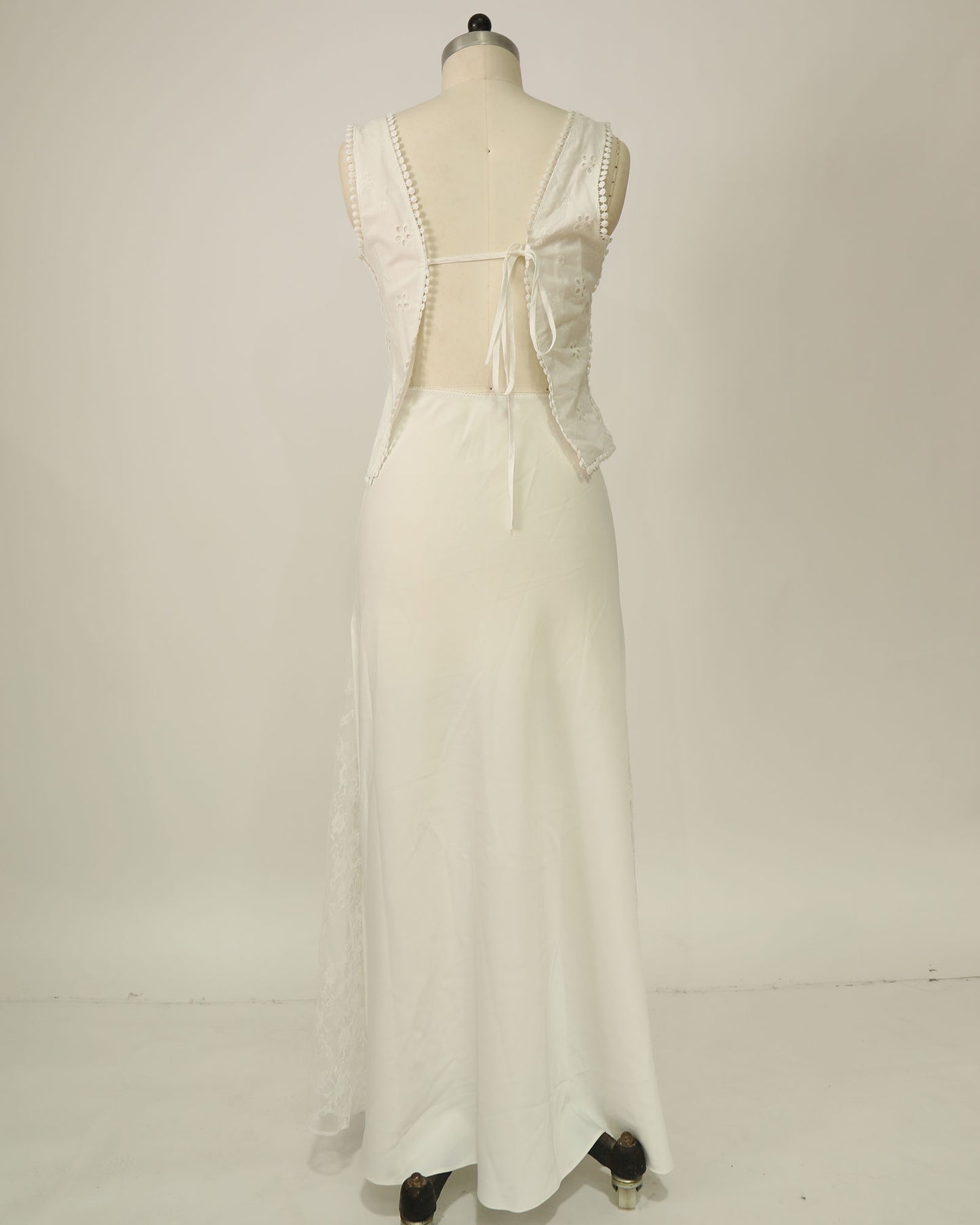 Lace Insert Maxi Skirt - White – Belle & Bloom