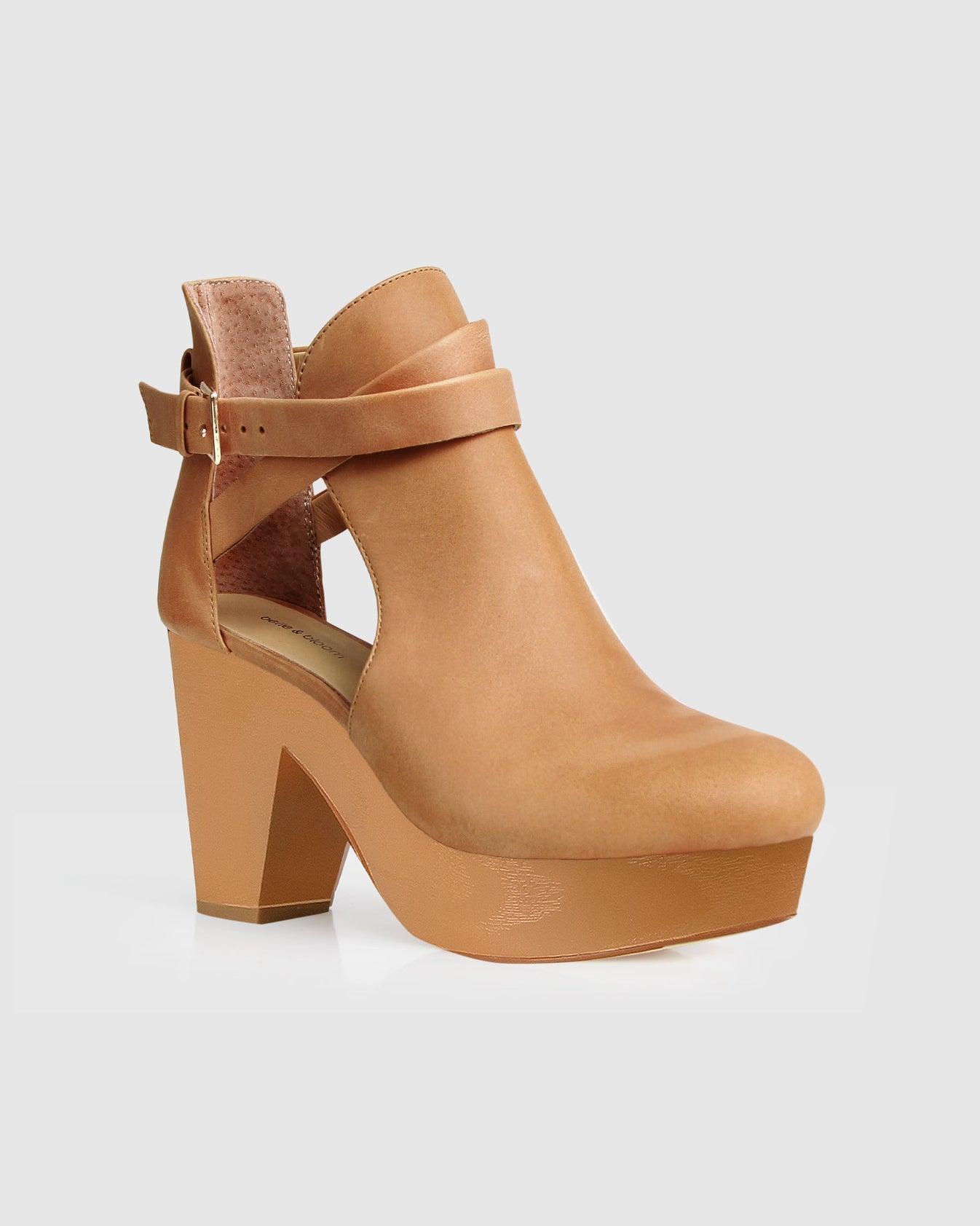 Fearless Clog Ankle Boot - Tan – Belle & Bloom